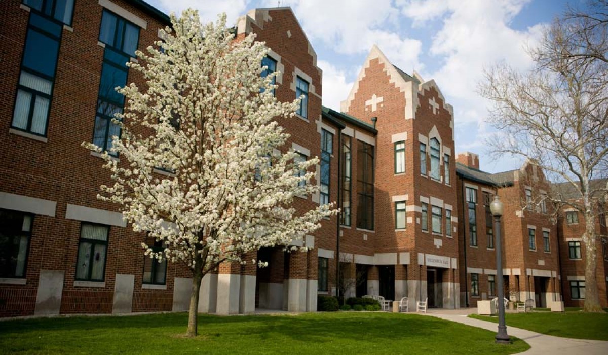 Hollenbeck Hall | Wittenberg University